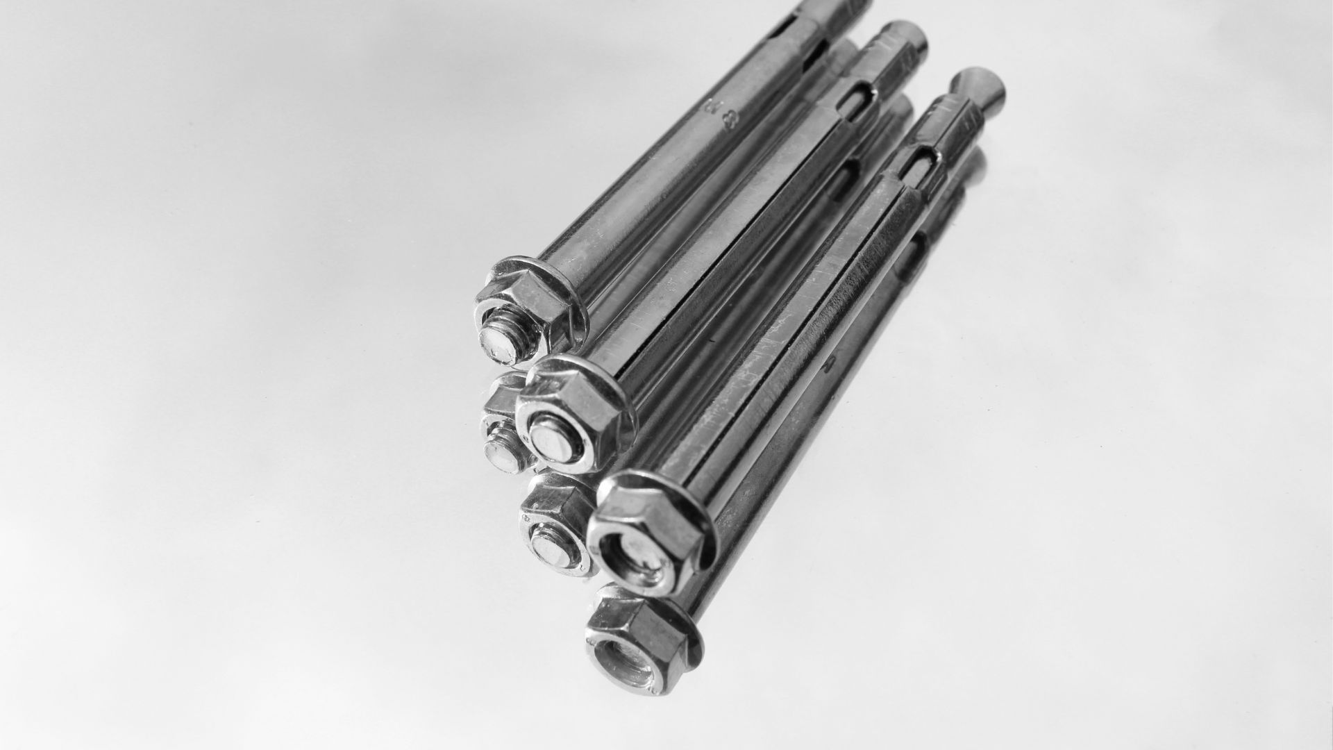 Advantages of Using Wedge Anchors in Construction