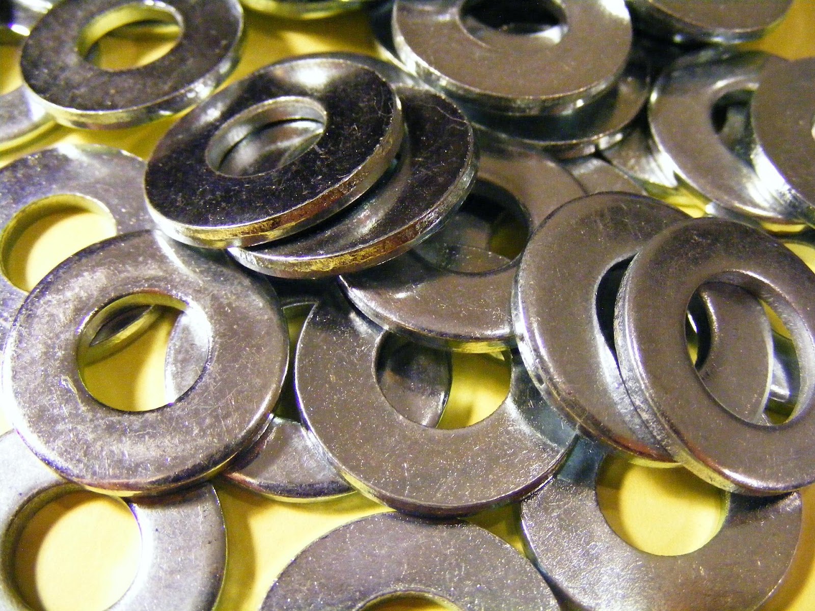 Choosing The Best Material For Your Fasteners | Fastenere.com